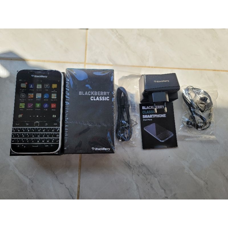 Jual BLACKBERRY Q20 BBQ20 fullset lengkap bgt all operator bea cukai ...