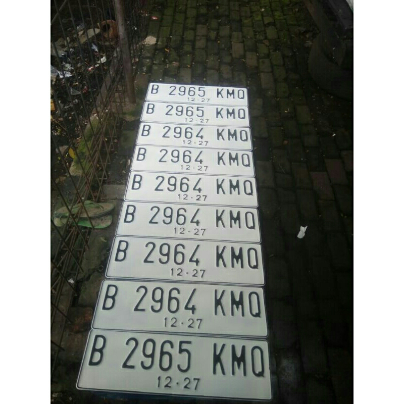 Jual Plat Nomor Mobil Standar Custom Warna Putih Logo Plat Mobil Custom ...