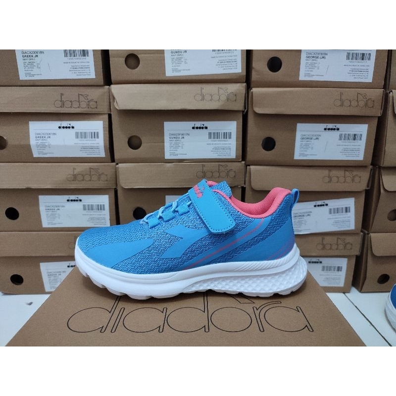 Jual Sepatu Anak Diadora Gino JR Original - Biru | Shopee Indonesia