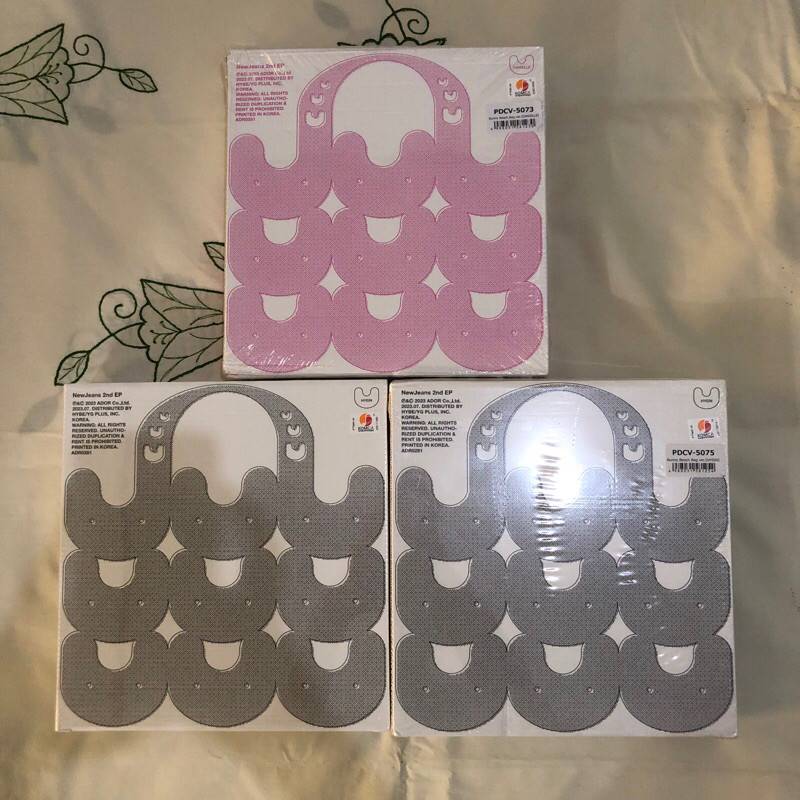 Jual newjeans bunny beach bag album hyein ver. | Shopee Indonesia