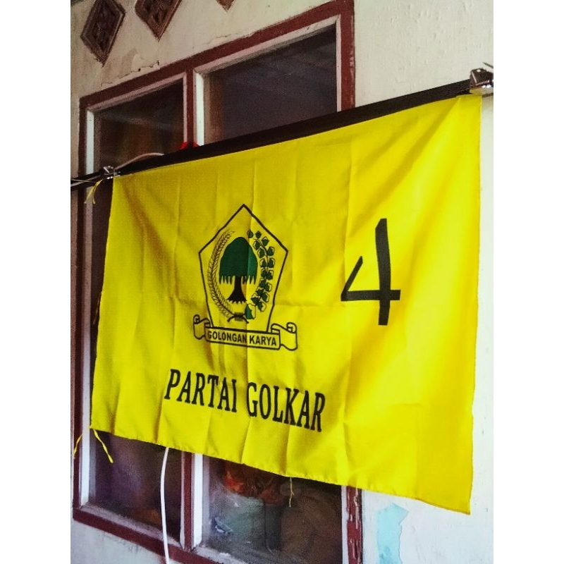 Jual BENDERA PARTAI GOLKAR 1,4 METER X 80 CM | Shopee Indonesia