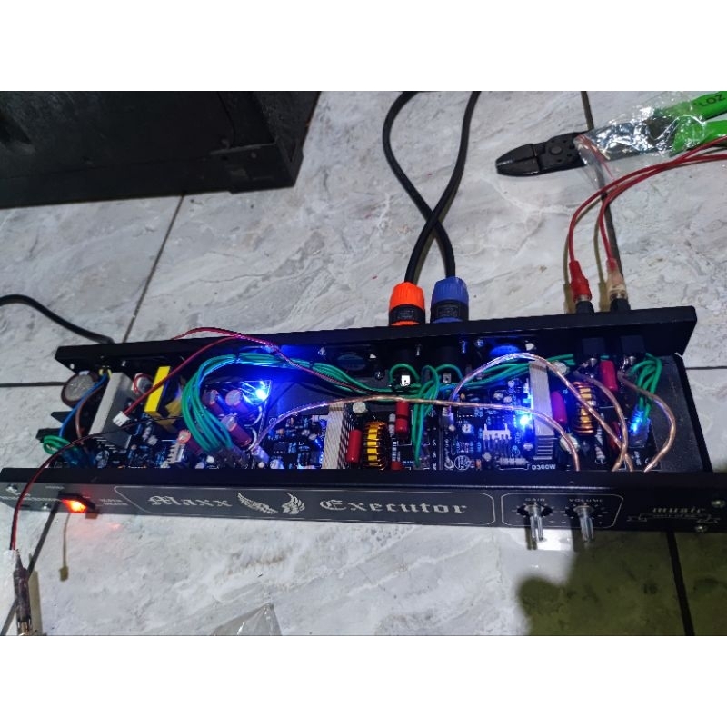 Jual Power amplifier SMPS 8A & Driver Class D D300 mono x2 | Shopee ...