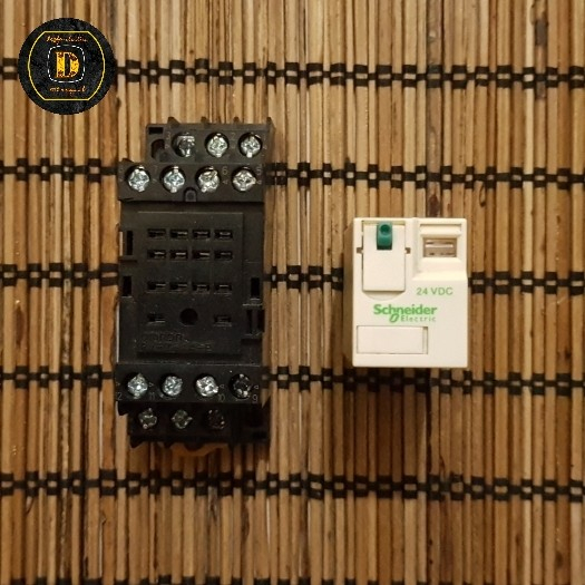 Jual Relay Schneider RXM4AB1BD Include Socket 24 Vdc Original OO ...