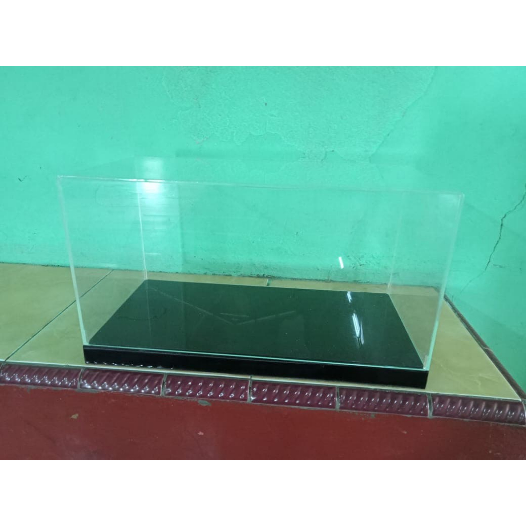 Jual Display Box Akrilik PxLxT 25,6x35,6x30cm | Shopee Indonesia