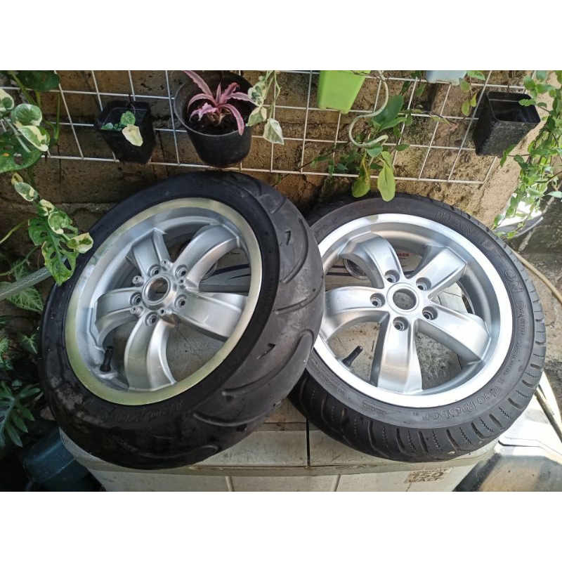 Jual Velg vespa matic modern Gts New terbaru bisa buat vespa classic ...
