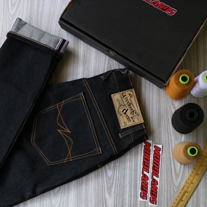 Jual celana jeans raw denim balck indigo accent selvedge redline ...