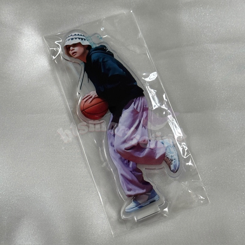 Jual Standee Acrylic V Basket Fanmade Kr | Shopee Indonesia
