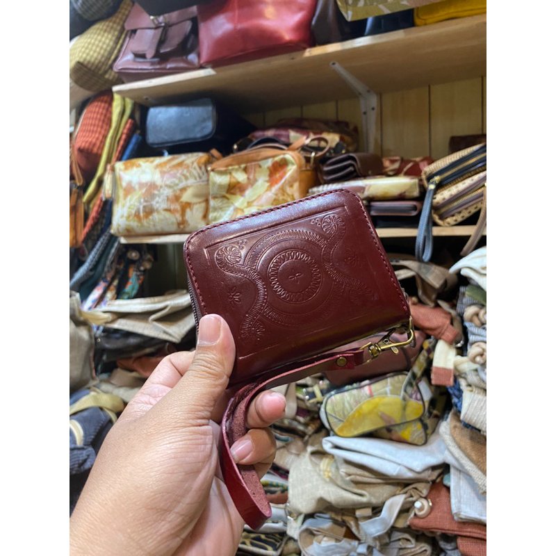 Jual dompet coin/kertas ada slot kartu kulit sapi asli motif tatah ...