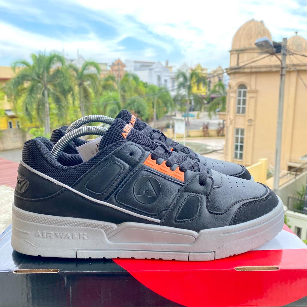 Jual SEPATU AIRWALK PRIA AIRWALK SURRA BLACK GREY LEATHER MAN ORIGINAL ...