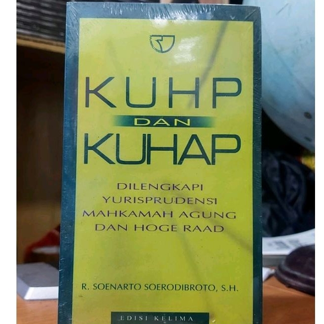 Jual buku kuhp dan kuhap edisi kelima dilengkapi yurisprudensi mahkamah Agung dan hotel raad R ...