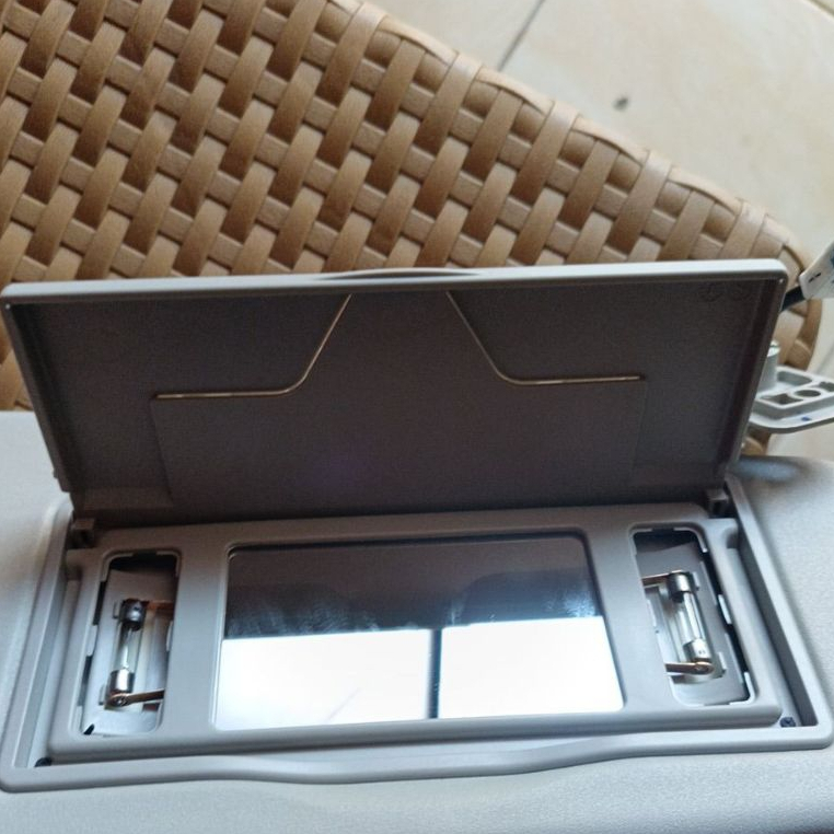 Jual Tutup Kaca Sunvisor Sun Visor Rush Terios Original | Shopee Indonesia