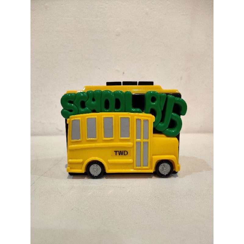 Jual RARE Vintage Walkman School Bus / Walkman tape player retro kaset ...
