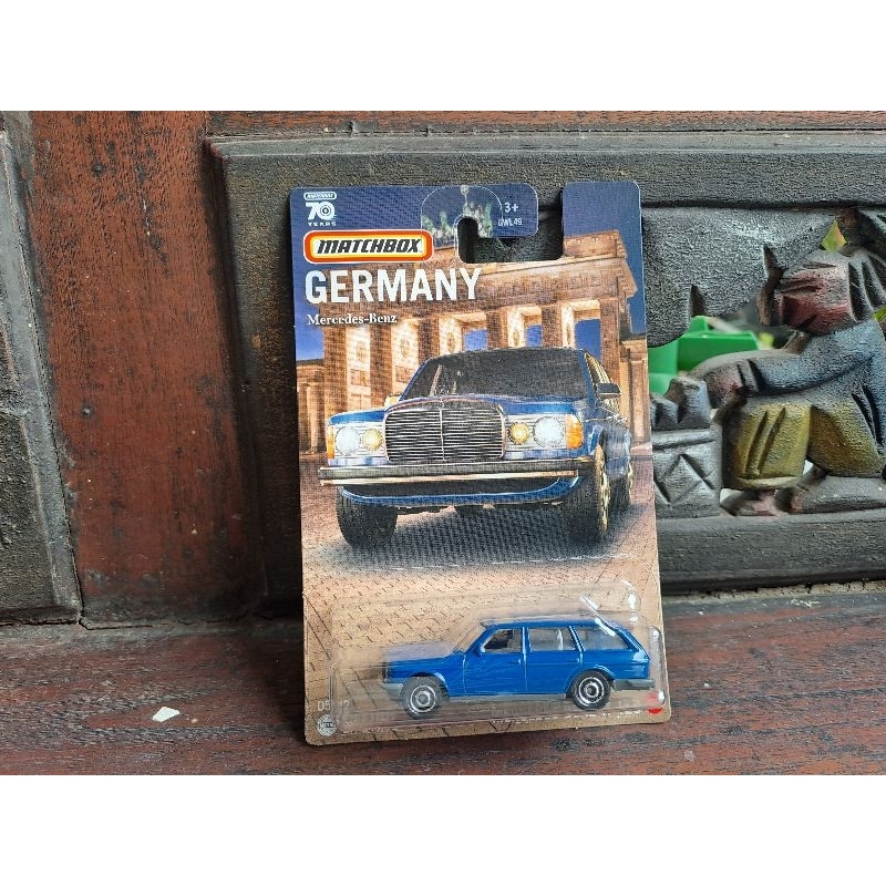 Jual Matchbox Germany Mercedes Benz W123 | Shopee Indonesia