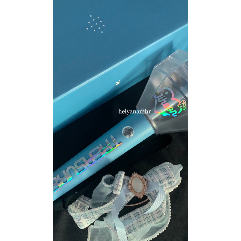 Jual LIGHSTICK TREASURE OFFICIAL TEULIGHT (Preloved) | Shopee Indonesia