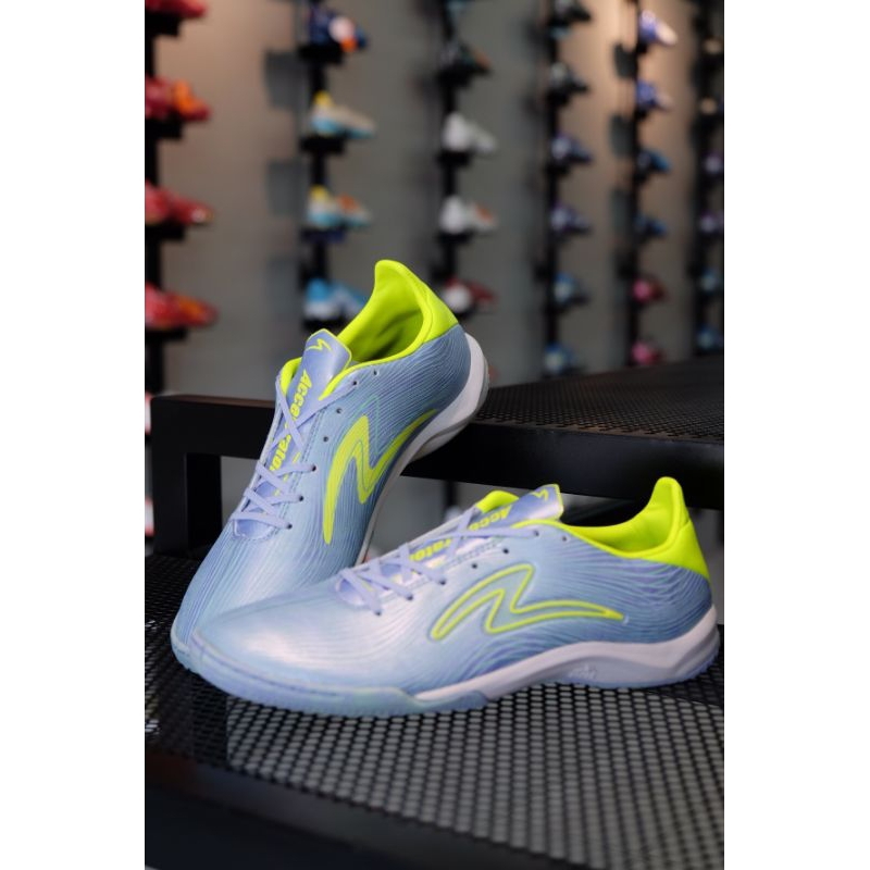 Jual LS EVOLUTION IN NEO LAVENDER/SAFETY YELLOW - SEPATU FUTSAL ...