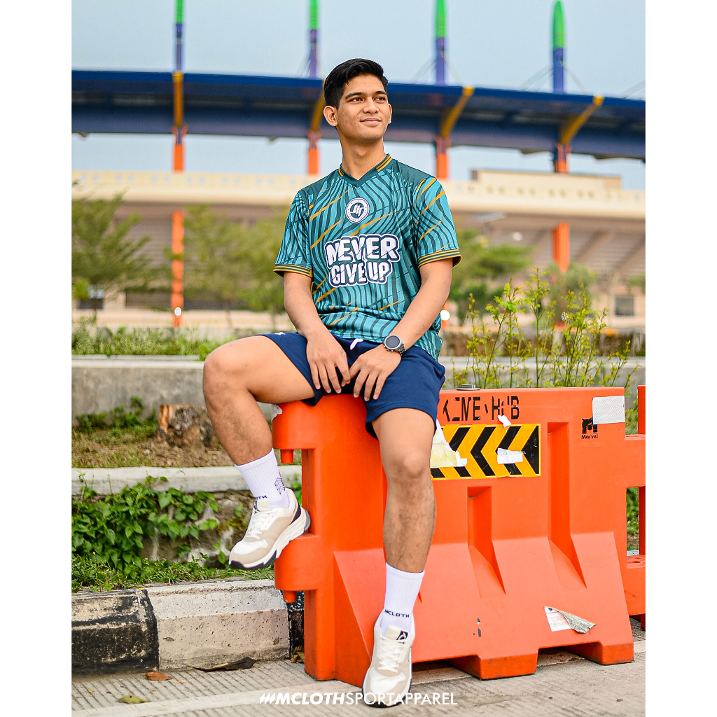 Jual JERSEY KAOS ATASAN BOLA MCLOTH NEVER GIVE UP ORIGINAL FREE NAMA | Shopee Indonesia