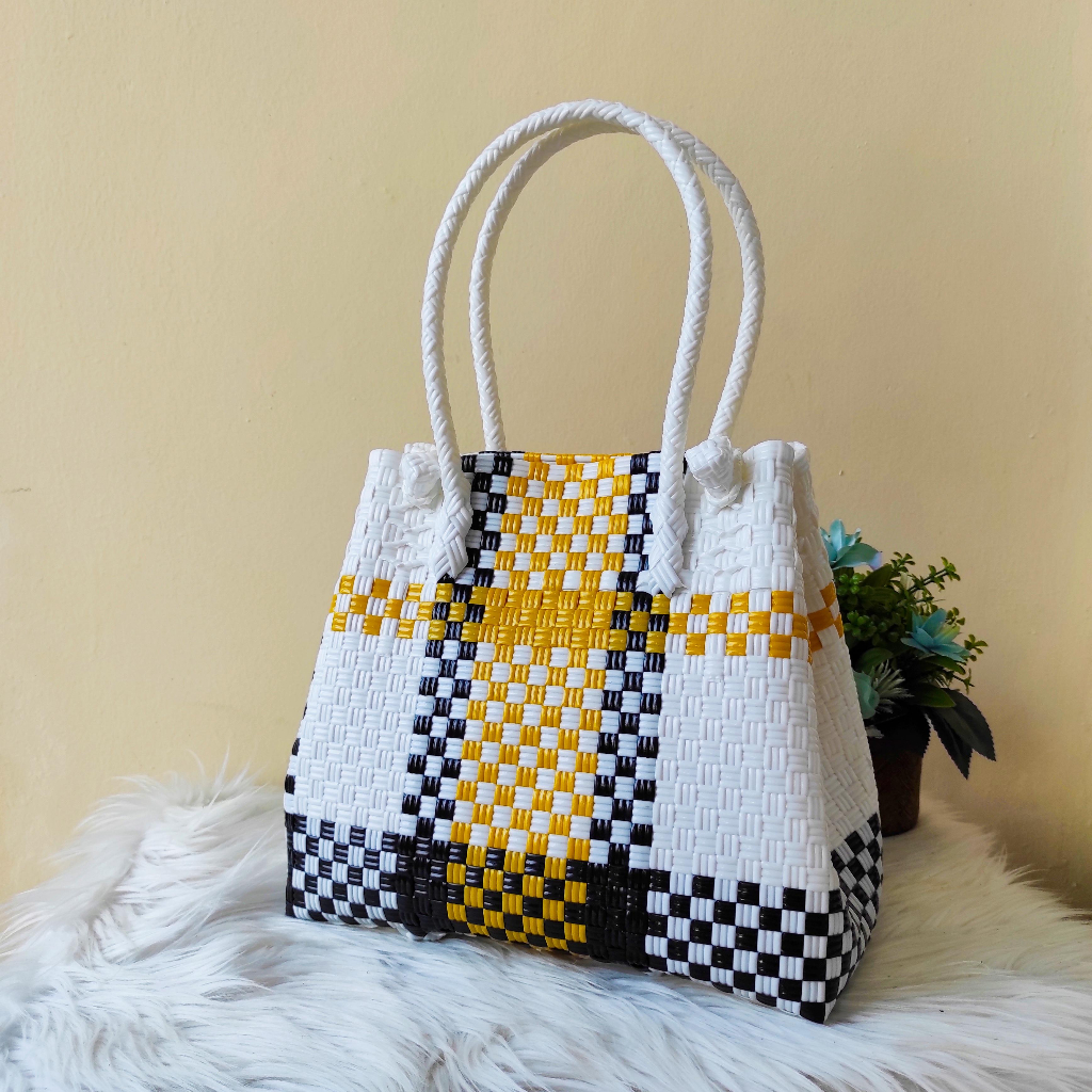 Jual Gratis Aksesoris Tas Anyam Jali Ukuran Medium Motif Premium Dengan ...