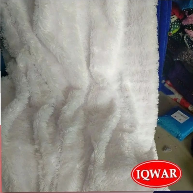 Jual Kain bulu rasfur 15 mm lebar kain 175x90cm 1yard | Shopee Indonesia
