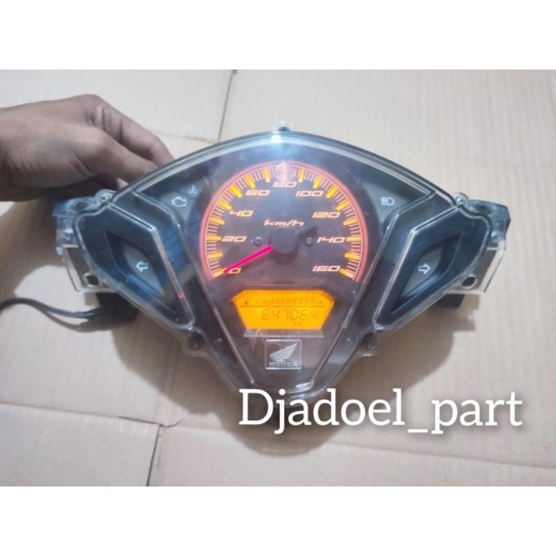 Jual Speedometer Spido Kilometer Spidometer Vario 125 Old bohlam KZR ...