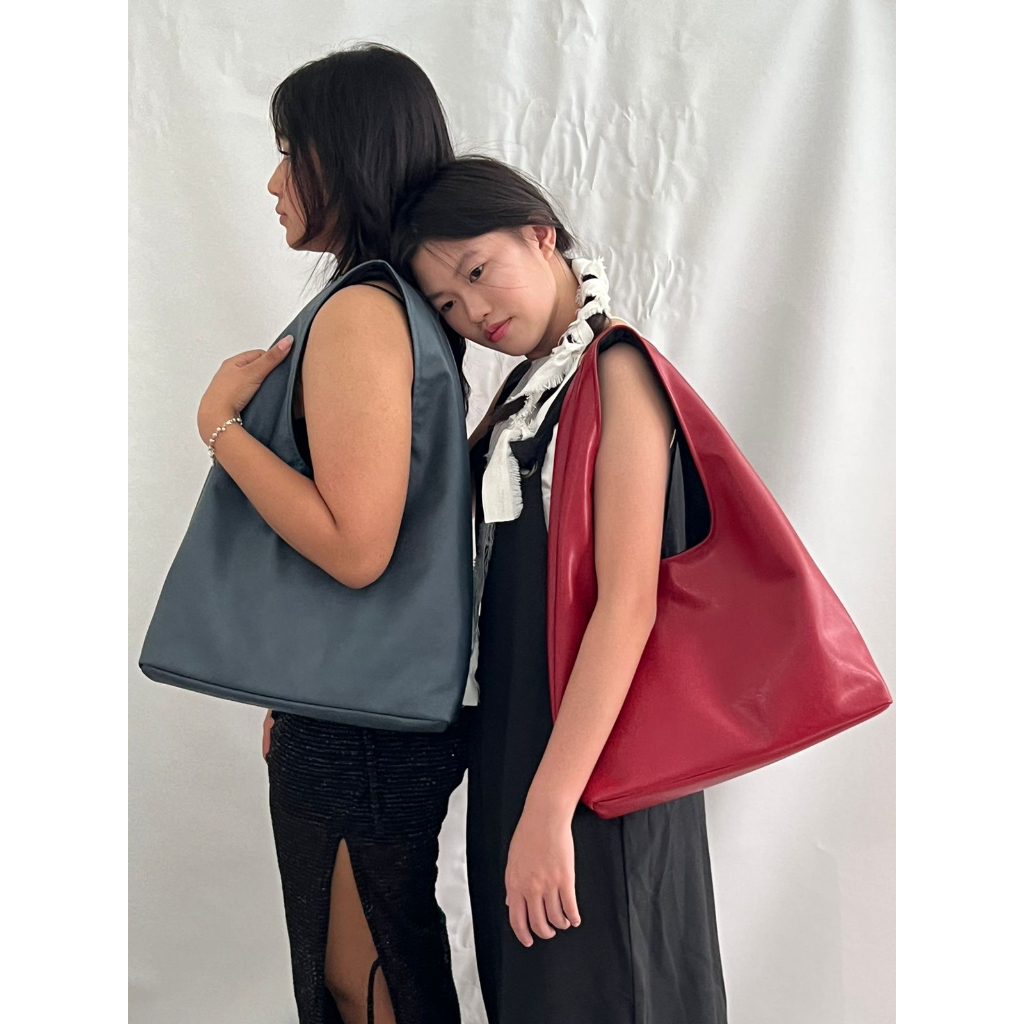 Jual Cloud Bag Medium - Leather Edition [Limited Studio] | Shopee Indonesia