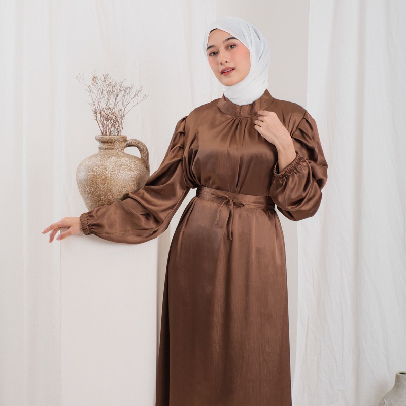 Jual CLARA DRESS TERBARU BAHAN CRADENZA SHIMMER SILK PREMIUM|DRESS ...