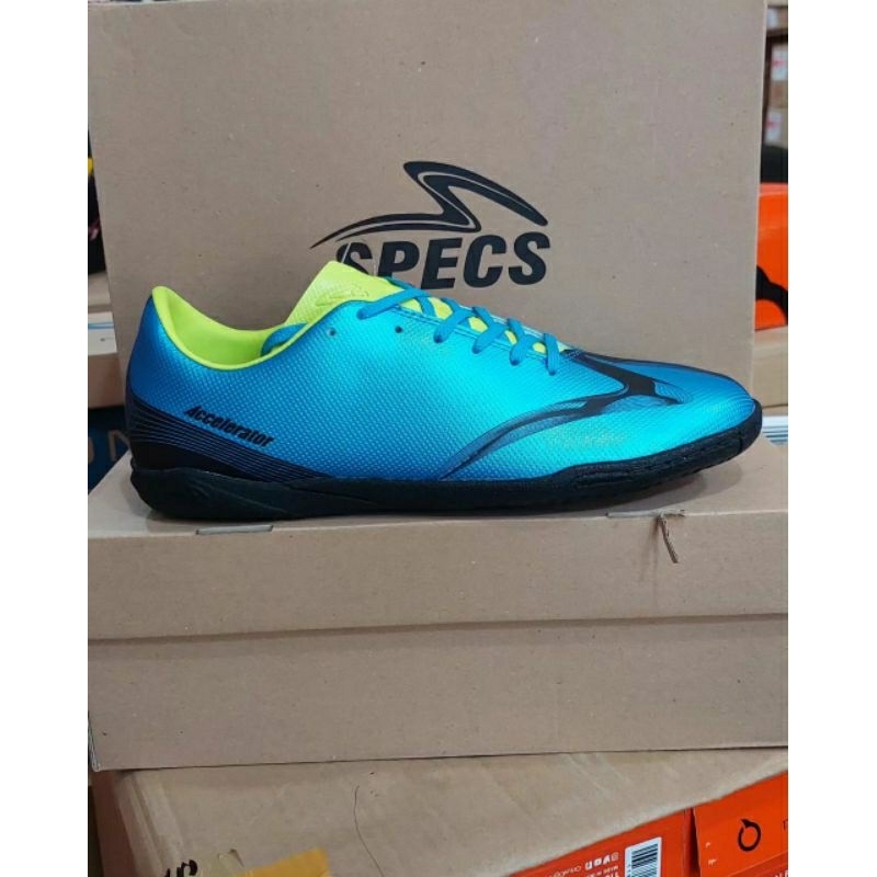 Jual sepatu main futsal 100%original merek specs(sebelum belanja tanya ...