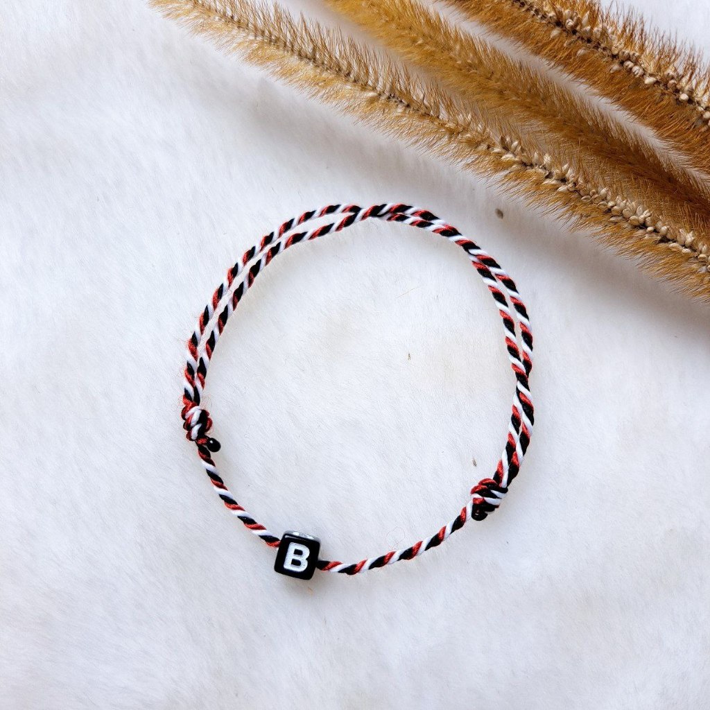Jual Gelang Tridatu Inisial Huruf / Gelang Tri Datu custom | Shopee ...