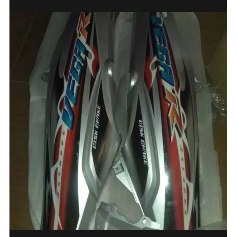 Jual COVER BODY BELAKANG YAMAHA VEGA R NEW SILVER / BODY BELAKANG VEGA ...