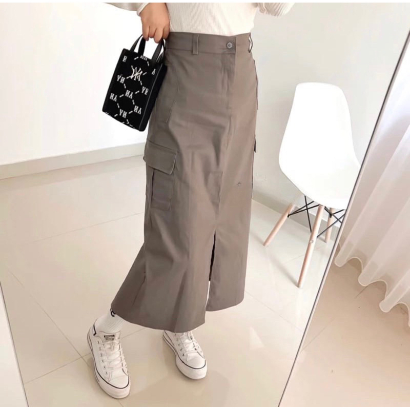 Jual Rok Cargo Belah Bahan Cotton Twill - Rok Cargo Korean Style ...