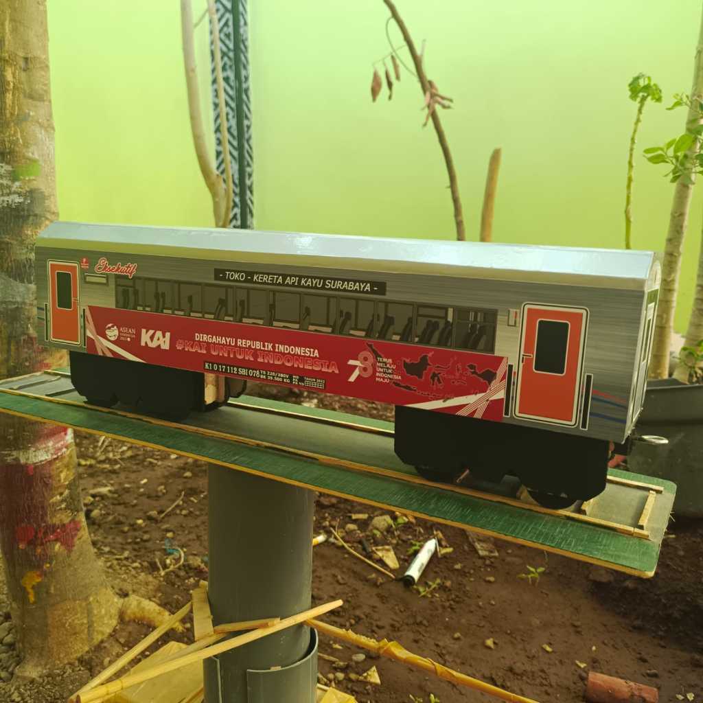 Jual Miniatur Gerbong Eksekutif Kemerdekaan 78 - Miniatur Kereta Api ...