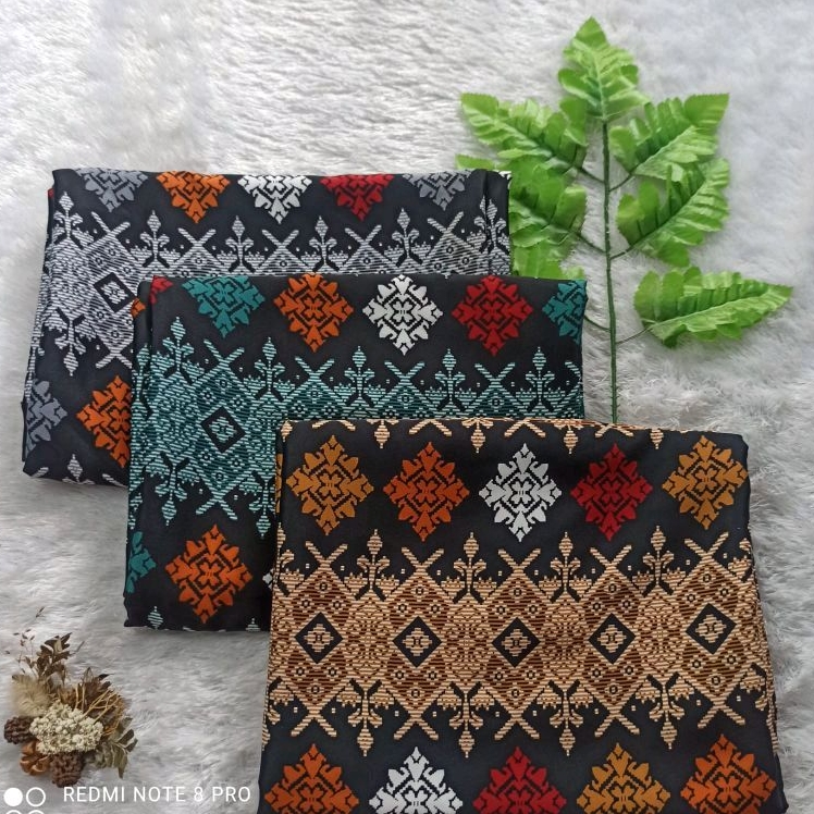 Jual KAIN BATIK METERAN BATIK SILKYSUTRA MOTIF TERBARU KELASIK BATIK ...