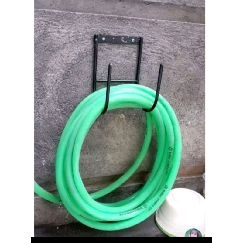 Jual gantungan selang air/gantungan selang besi /rak selang air ...