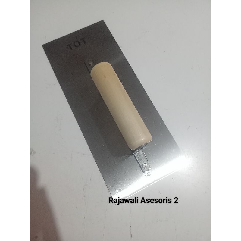 Jual Roskam Plat Besi Polos Gagang Kayu Raskam Plestering Alat Poles ...
