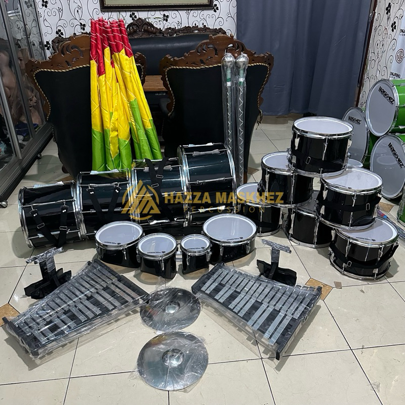 Jual Drumband SMP 35 Personil 1 Unit Lengkap + Display (Bendera ...