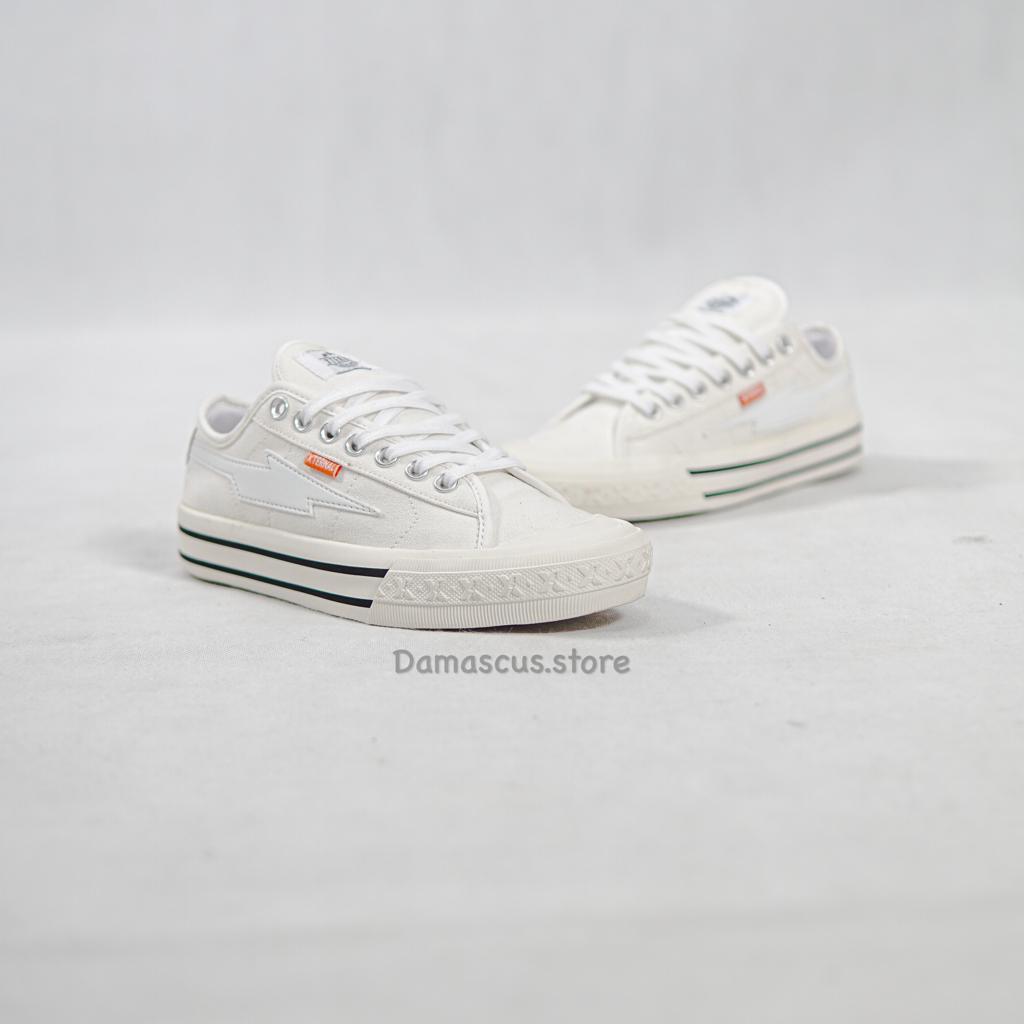 Jual Sepatu Pria Xternal Mitterns Storm Low Off White | Shopee Indonesia