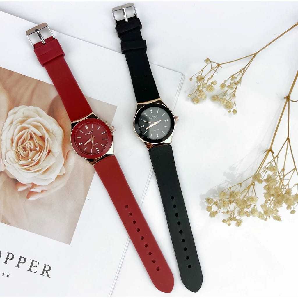 Jual Jam Tangan Wanita Simple Elegan Analog Desain Menarik Quartz Halus ...