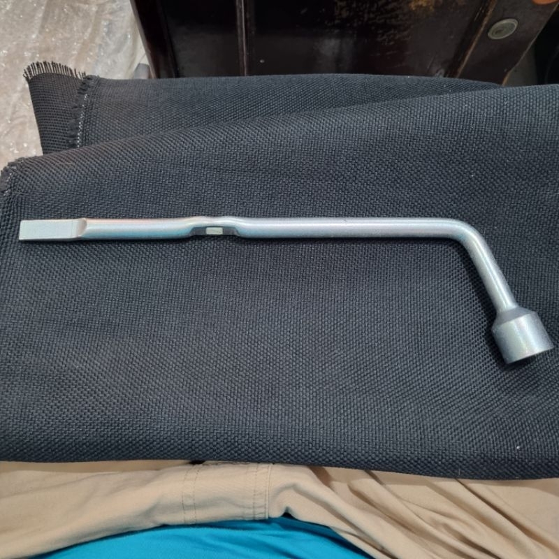 Jual Kunci Roda Innova Original | Shopee Indonesia