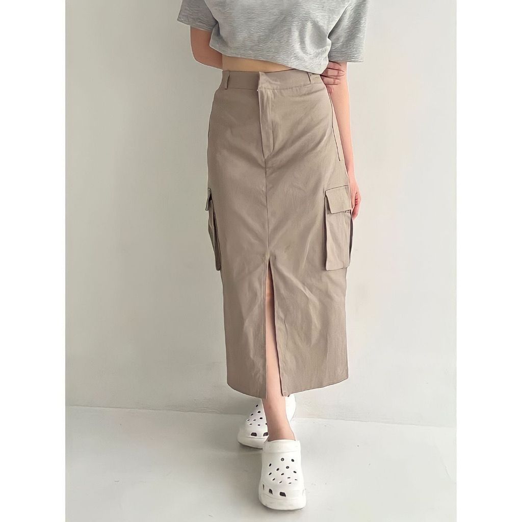 Jual PGS Rok Cargo Belah Twill Cargo Skirt Korea Rok Cargo Wanita ...