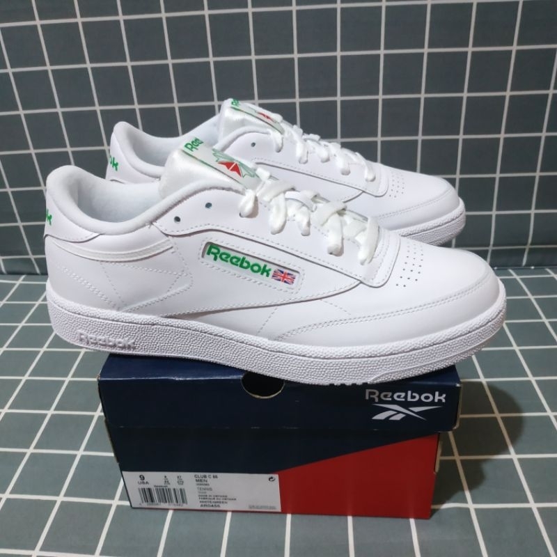 Jual Sneakers Reebok Club C 85 Men White Green Original Resmi AR0456 ...