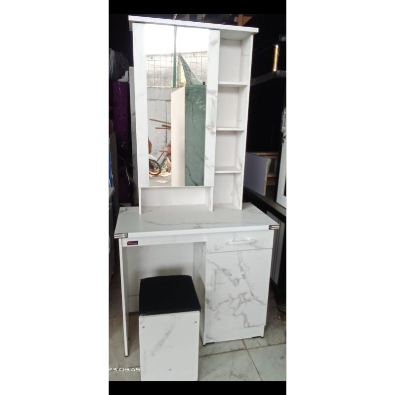Jual meja rias. meja kaca cermin. tolet lemari rias pintu laci dan ...