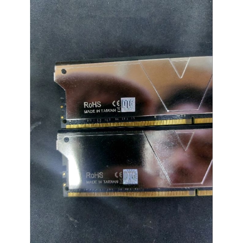 Jual RAM PC V-COLOR DDR4 2×16GB 3200MHZ (32GB)-SILVER LIKE NEW | Shopee ...
