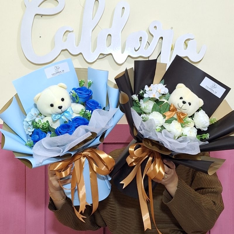 Jual Buket Bucket Bunga boneka wisuda | Shopee Indonesia