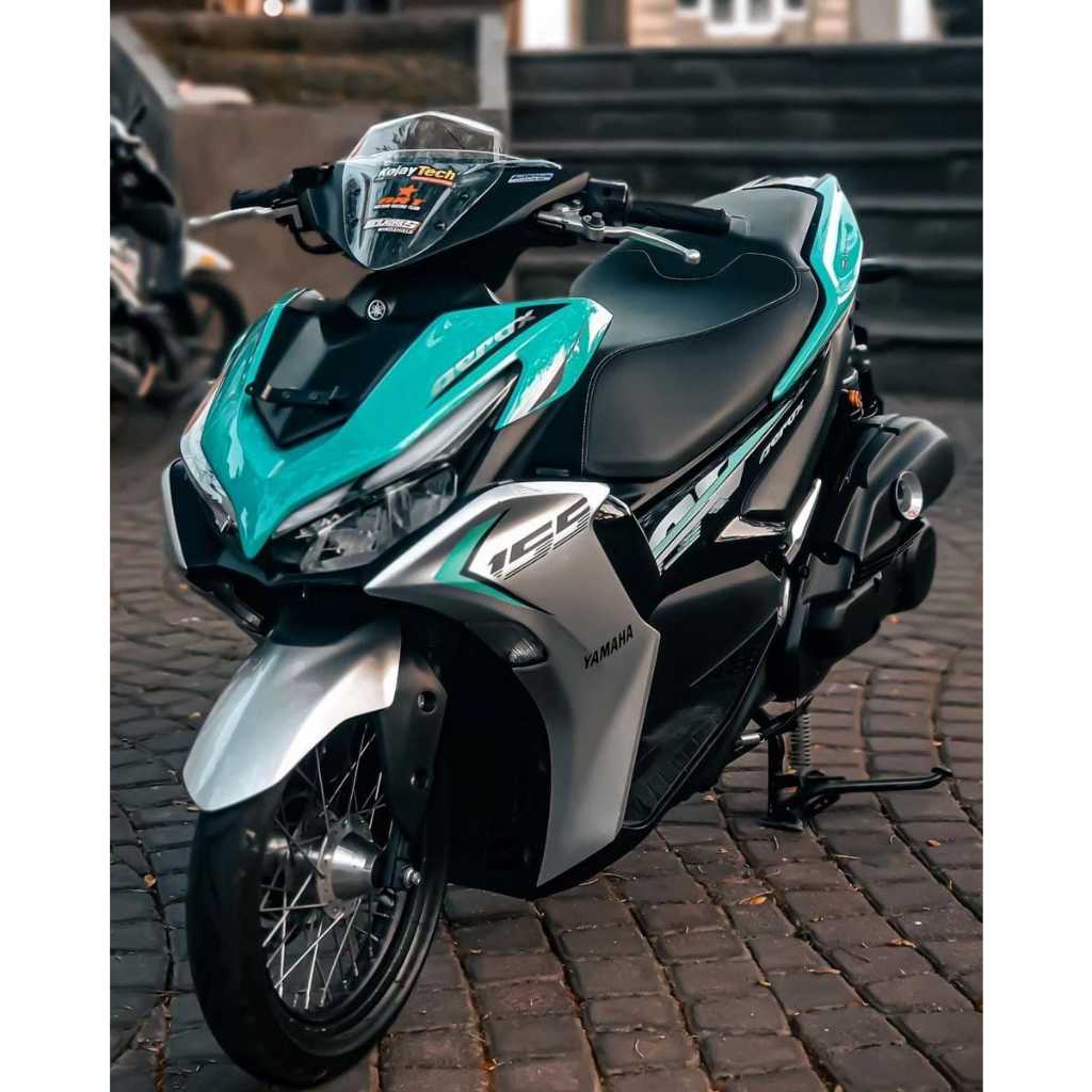 Jual STRIPING STICKER ALL NEW AEROX CONNECTED 155 NVX CYAN SILVER ...