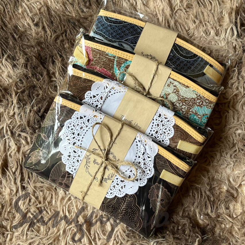 Jual Souvenir Pouch batik kecil khas jogja souvenir dompet batik ...