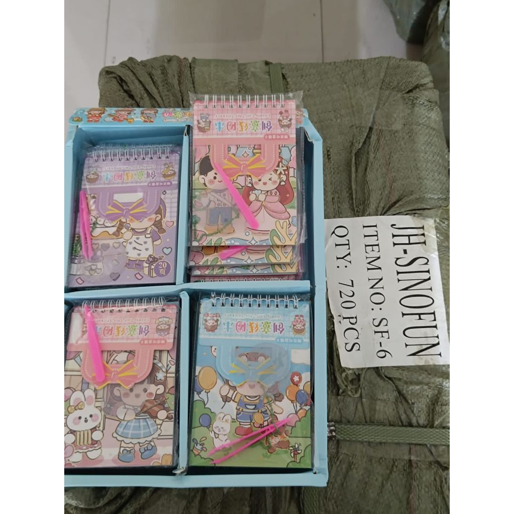 Jual Sticker MOMO Isi 100 Lembar Stiker Waterproof Botol Minum Tumblr ...