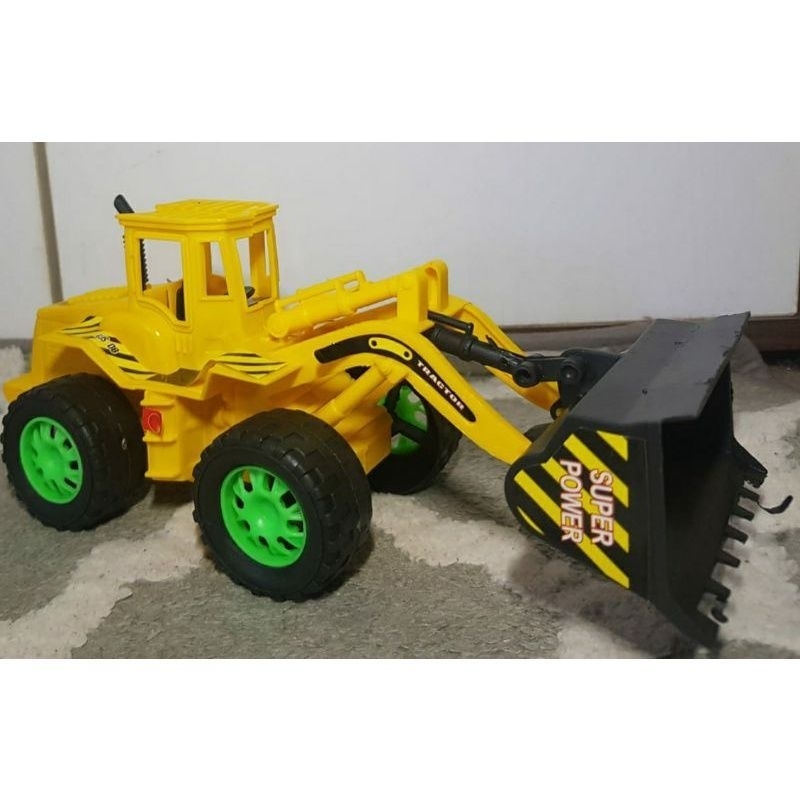 Jual Mainan Tractor dengan mesin fullback ABS [TG] Mainan Truk Bagus ...