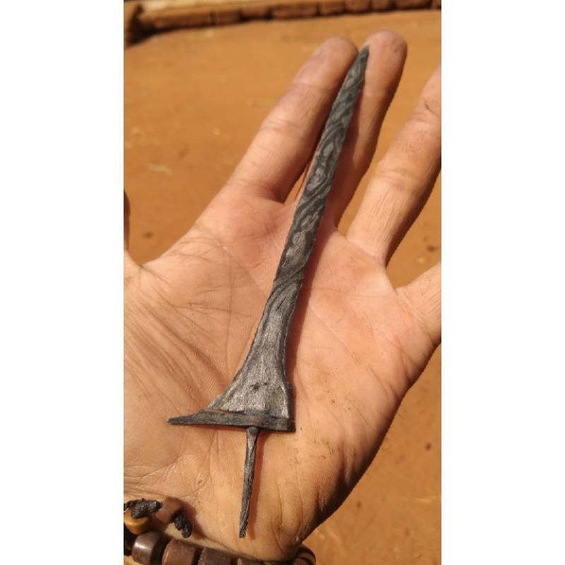 Jual keris brojol gubet bagus serat nya .ukuran 20cm cocok buat diisi ...