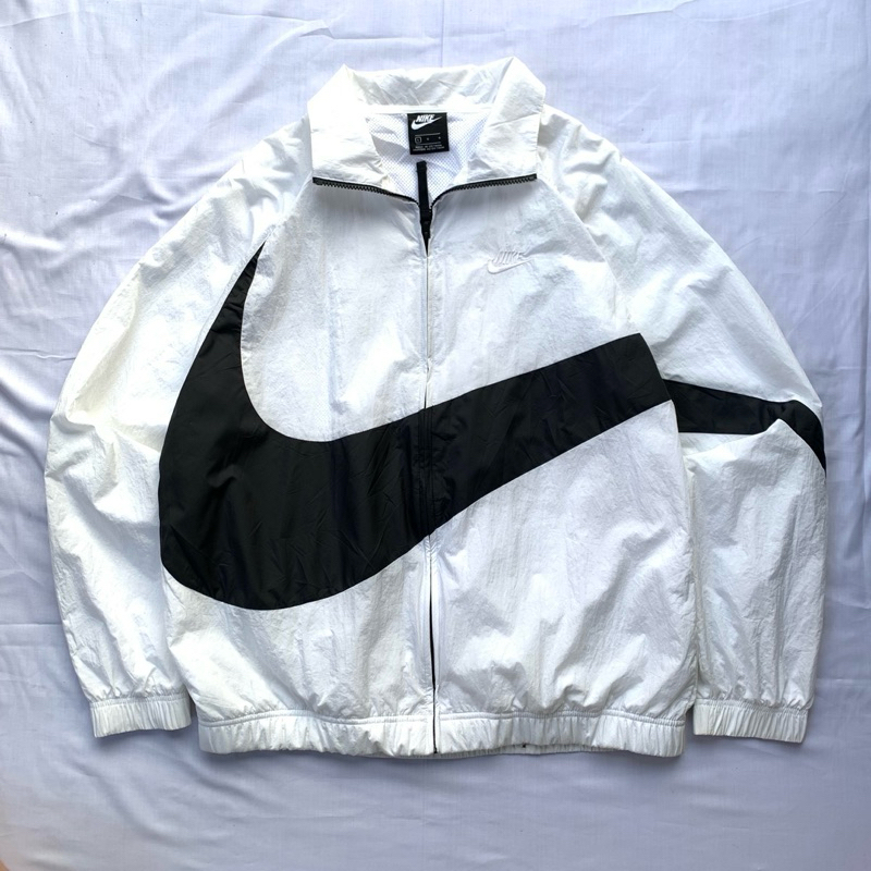 Jual windbreaker Nike Big Swoosh | Shopee Indonesia