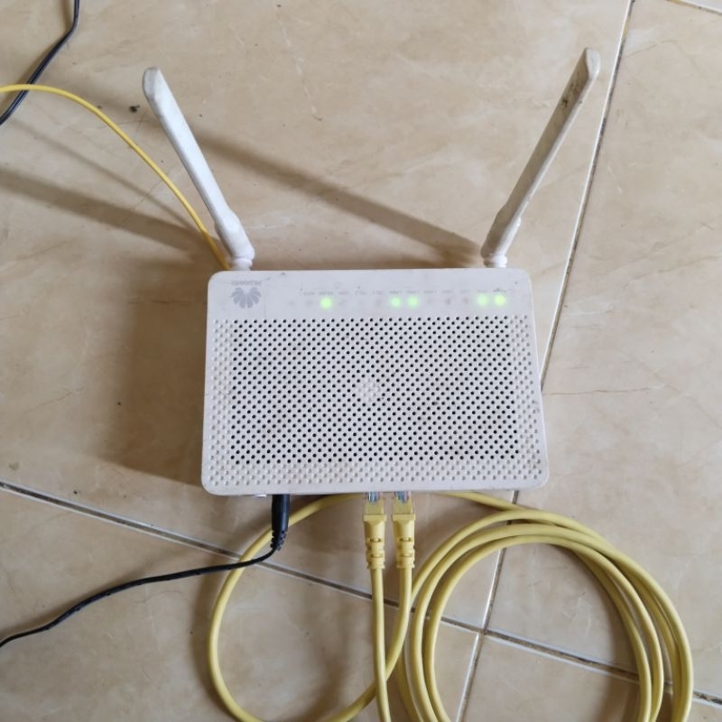 Jual HUAWEI ECHOLIFE EG8245h5 TERBARU WARNA HIJO UNIT NORMAL ...