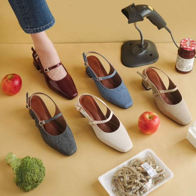 Jual Santa Heels Denim Edition — Tangerine Marché | Sepatu Hak 5cm ...